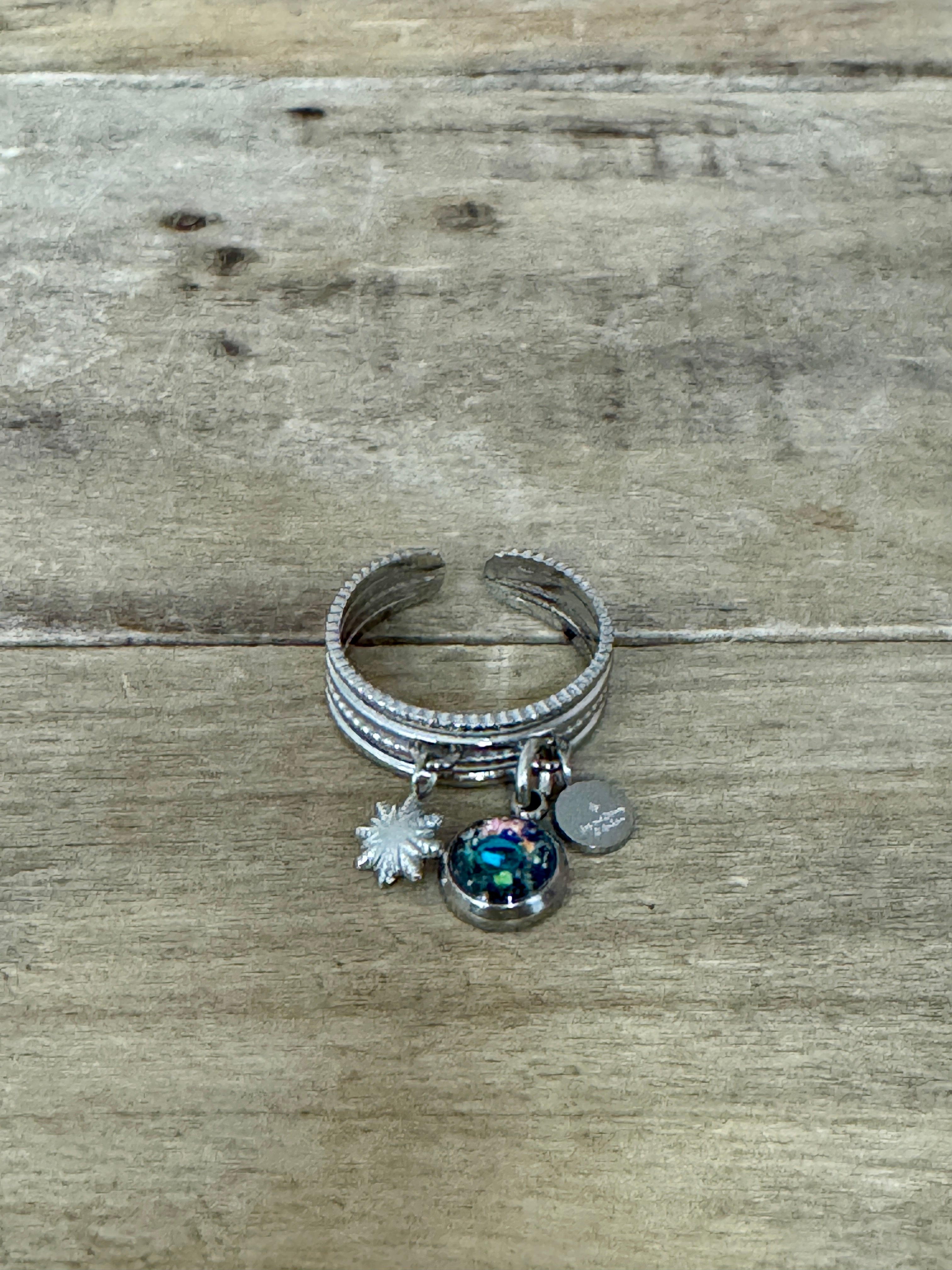 Bague argentée STELLA Confiance en soi – Les Médéores d'Ankaa